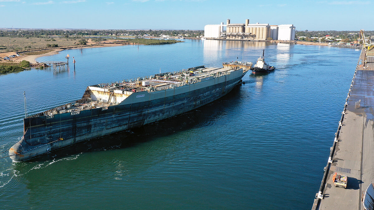 Ex-HMAS Success Dismantling and Disposal | Projects | McMahon Services